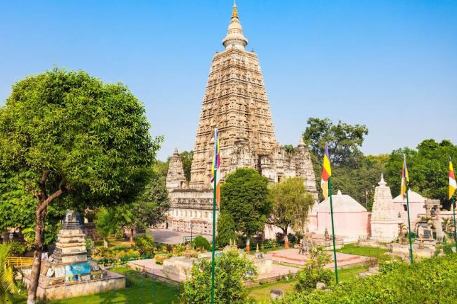 Varanasi & Gaya Temple Tour - karniholidayventure